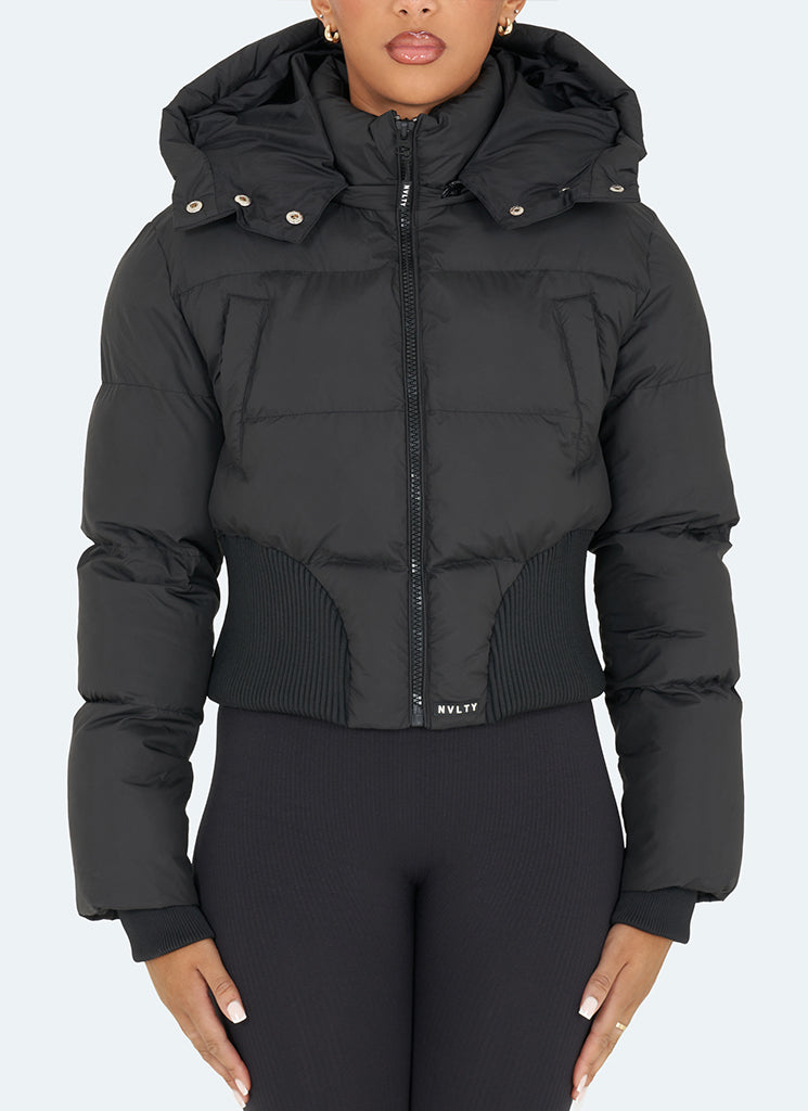 NVLTY - Womens Cinched Waist Puffer Jacket - Black – N V L T Y