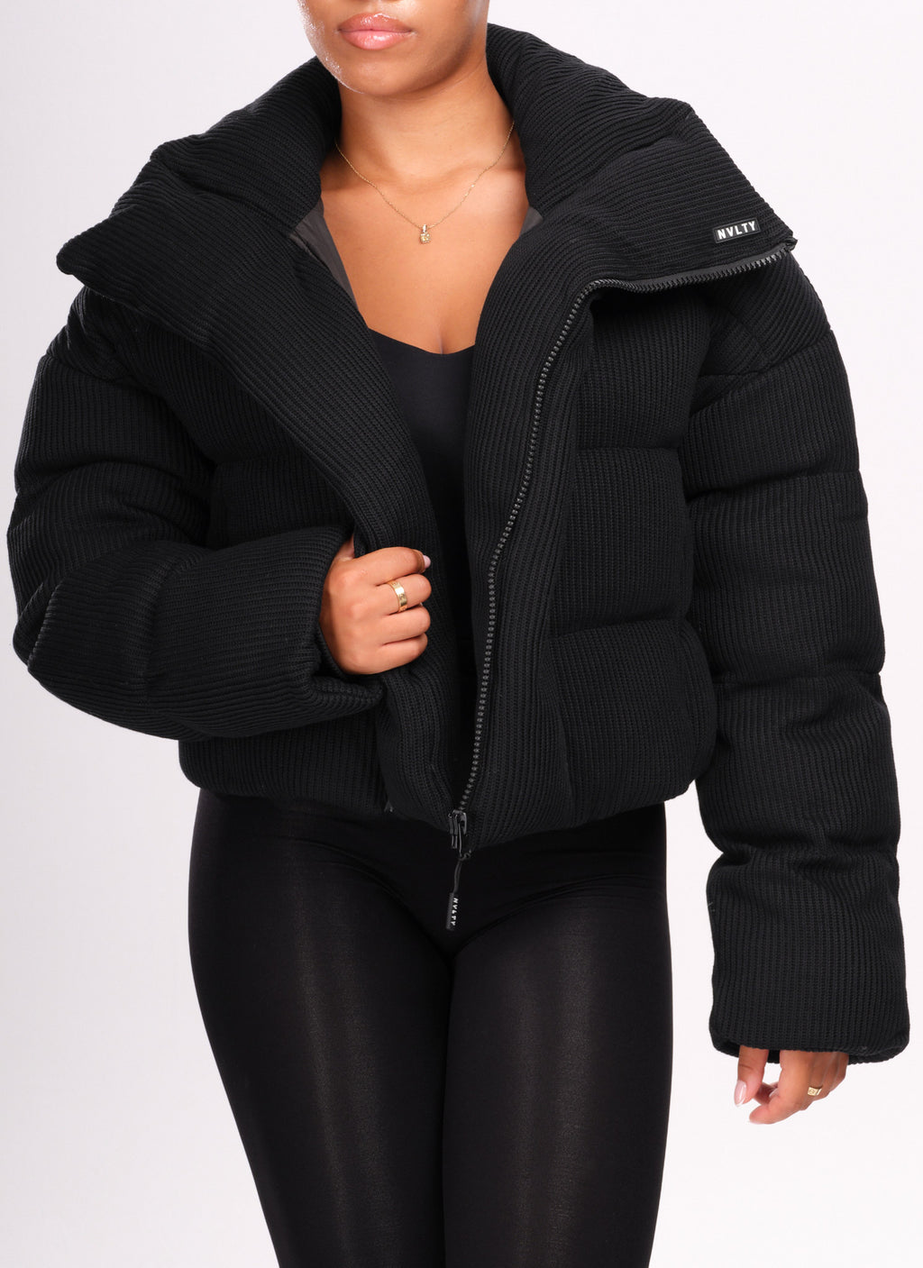 NVLTY - Womens Knit Shawl Collar Puffer Jacket - Black – N V L T Y